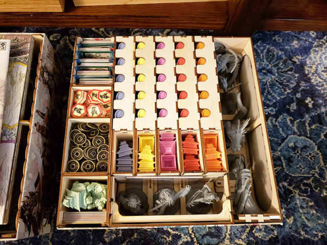 Rising Sun Broken Token Insert Review - Board Game Quest
