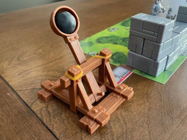 Catapult Kingdoms Review - Board Game Quest