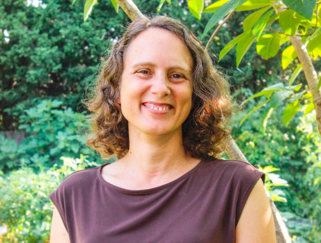 Interview with Elizabeth Hargrave, Designer of Wingspan - Board Game Quest