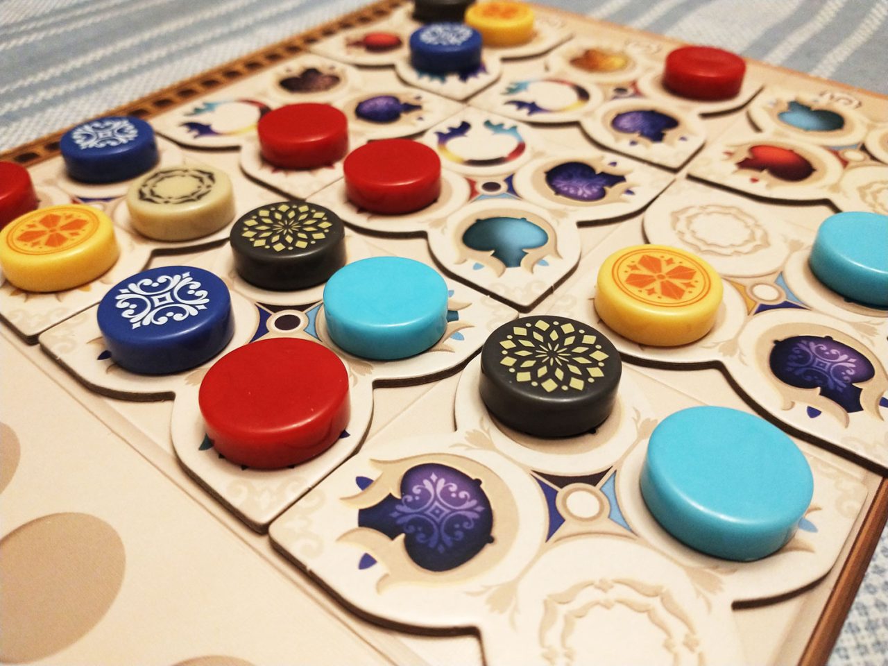 Azul Duel Review - Board Game Quest