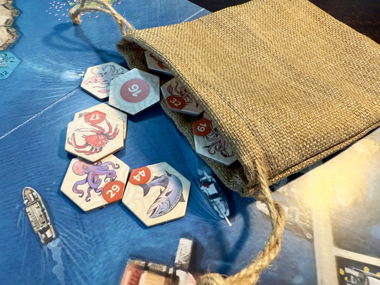 Nyakuza Review - Board Game Quest
